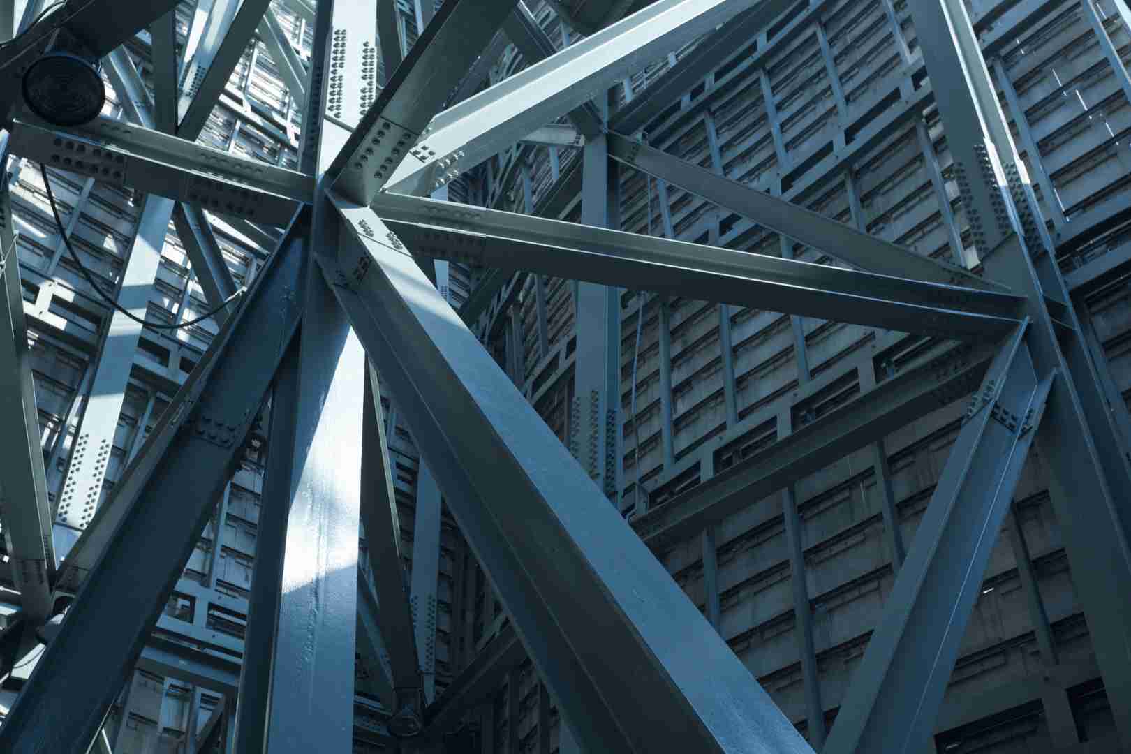 Conoce más sobre el cálculo de estructuras metálicas