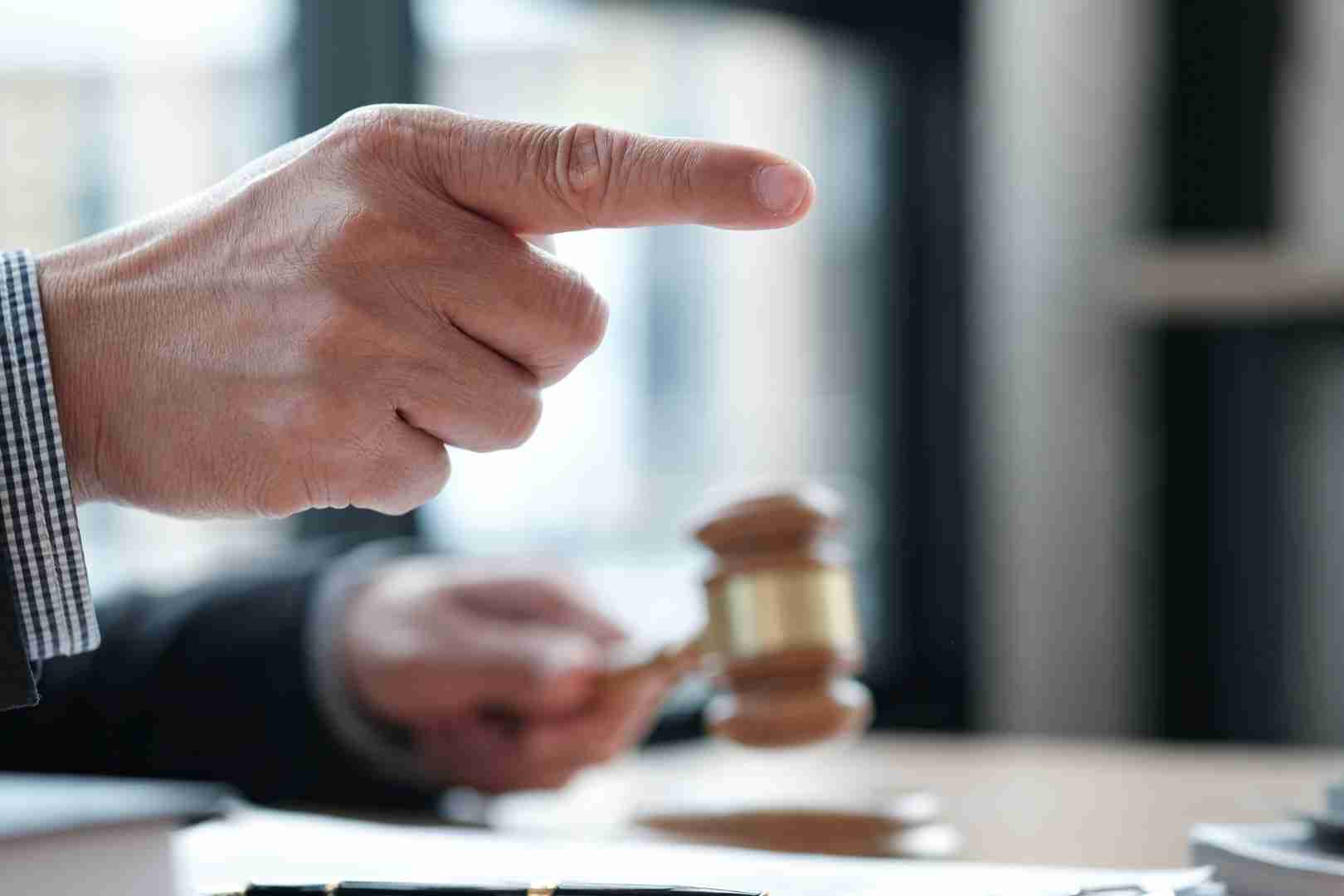 Esquema de un juicio verbal de desahucio por precario